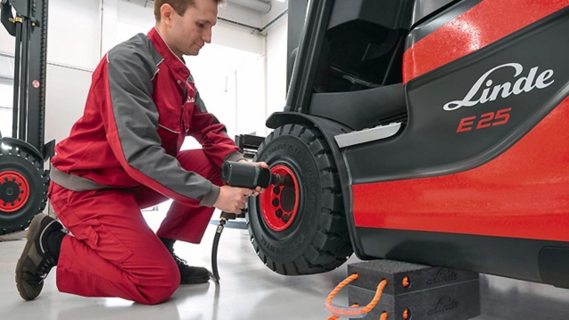 Linde Material Handling